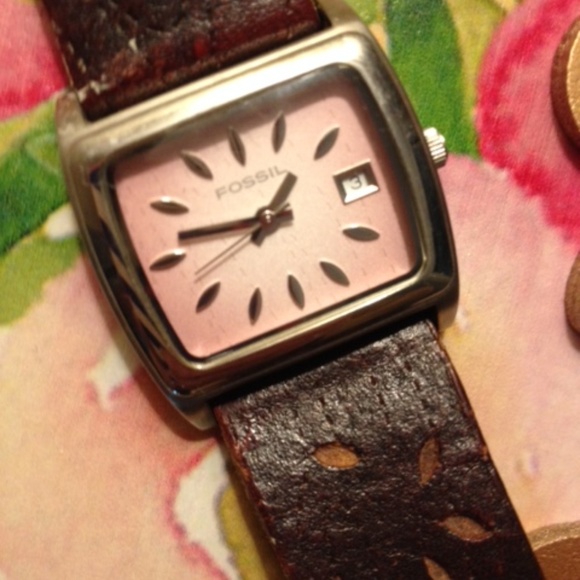 Fossil | Accessories | Fossil Pinkfaced Watch With Original Leather ...